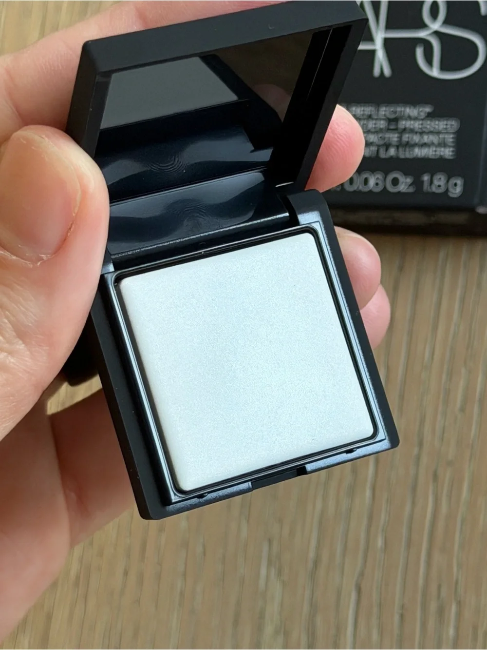 NARS | Makeup | Nars Light Reflecting Setting Powder Pressed ...